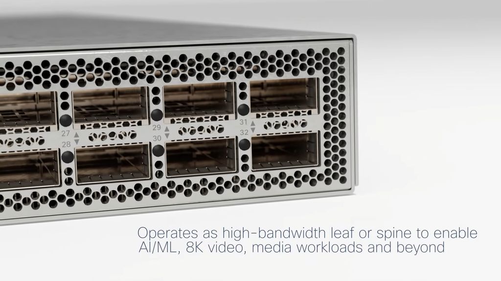 搭4核CPU與自製晶片G100，思科發表首款32埠800G交換器 | iThome